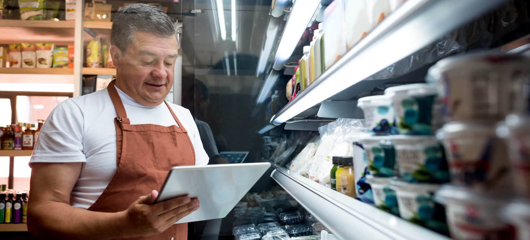 WWAN vs. WLAN in Enterprise Networking | Cradlepoint