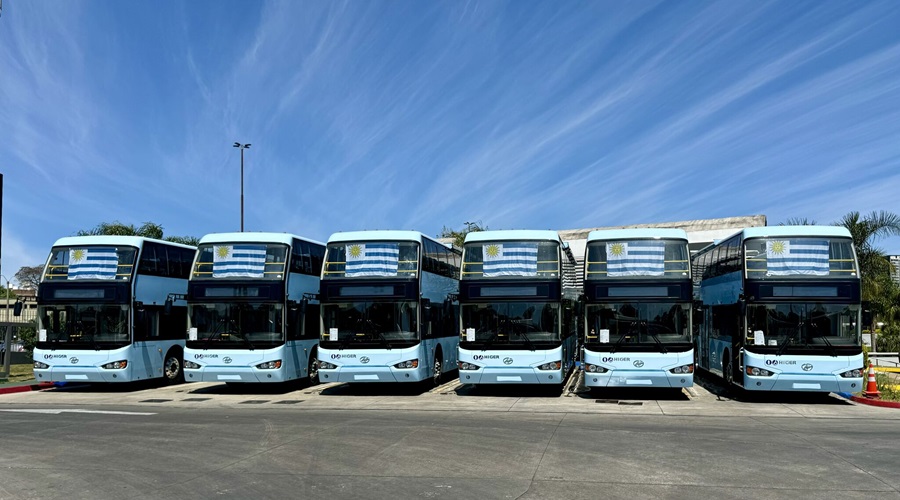 Buses eléctricos de doble piso desembarcan en Montevideo ¿Cuándo ...