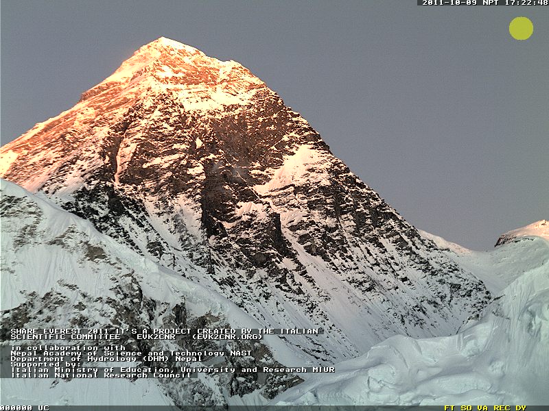 Mount Everest Live on Internet with highest Webcam