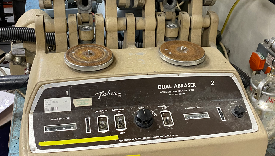 Laddish bearings designed for large scale forging hammers