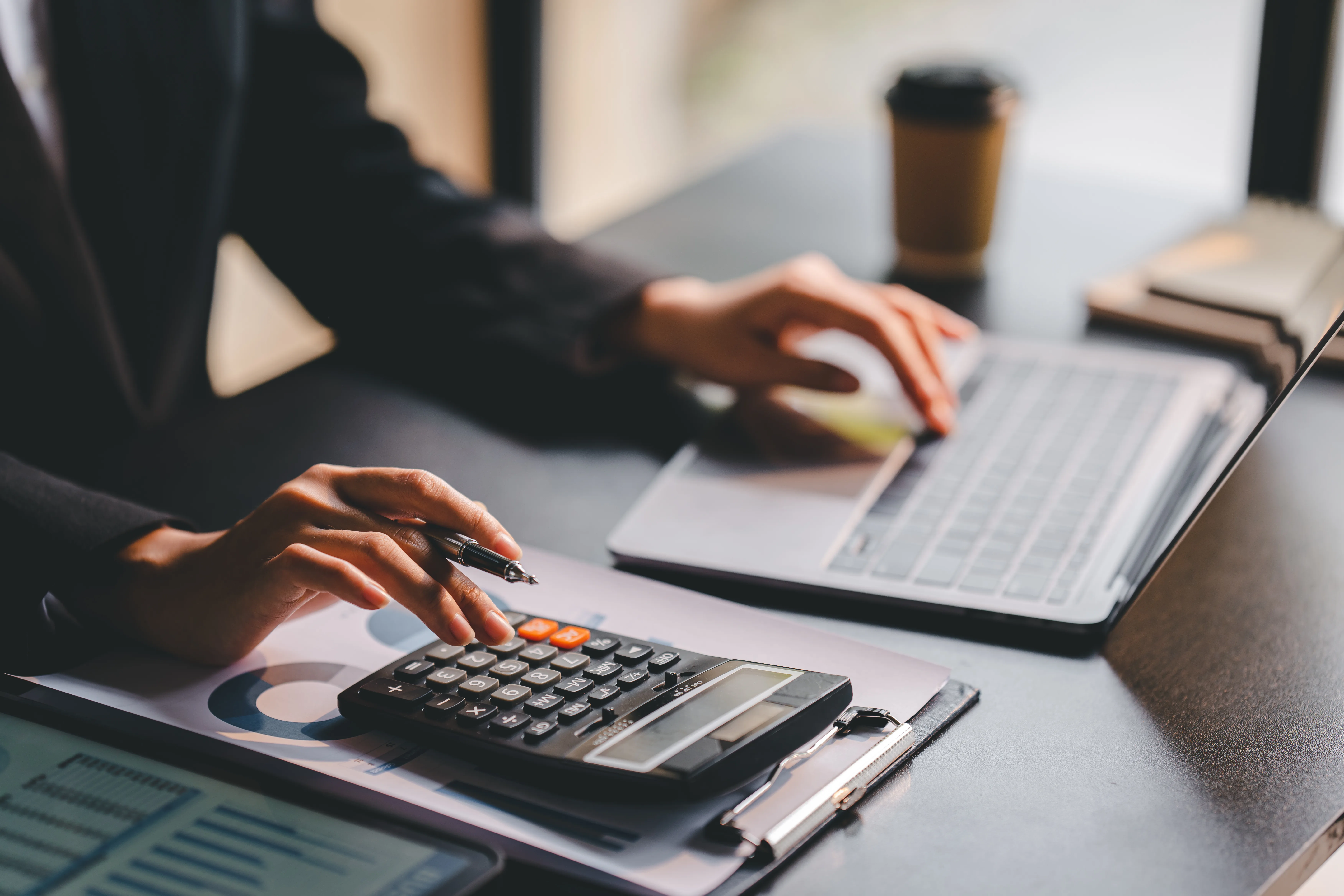 Te koop: Administratiekantoor met klantenportefeuille | Omzet: €375.000 | Brookz®