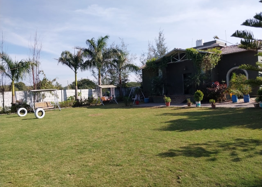Premium Farmland, Farmhouses & Villas near Indore | 1-Bigha