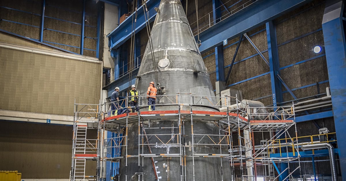 A submarine in space | Stories | Saab