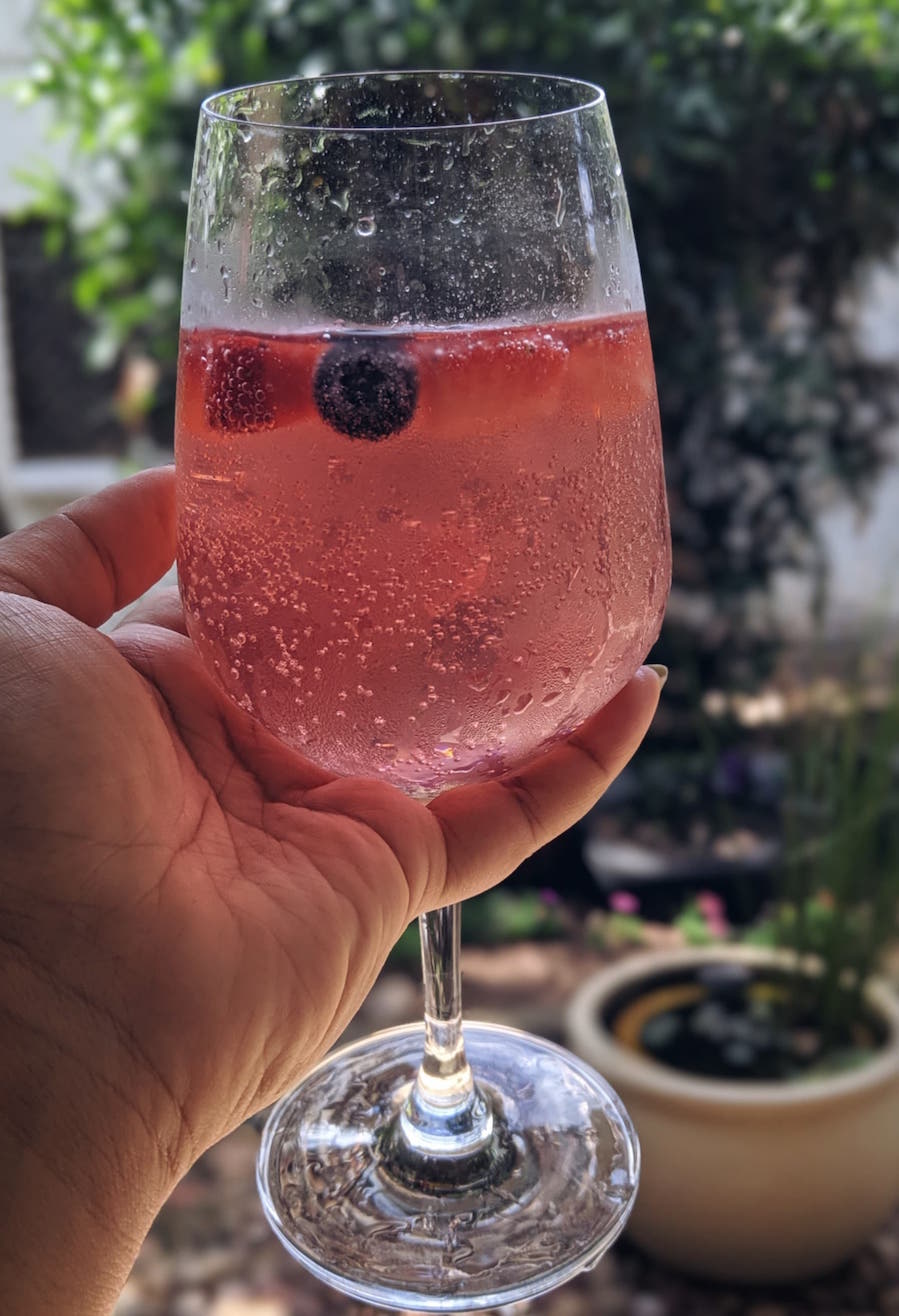 2-minute Berry Mocktail at Home - Revlox
