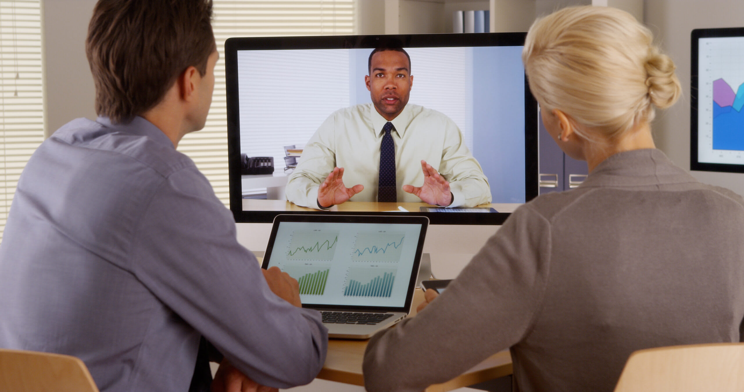 Choosing the Right Video Conferencing Platform for Your Business ...