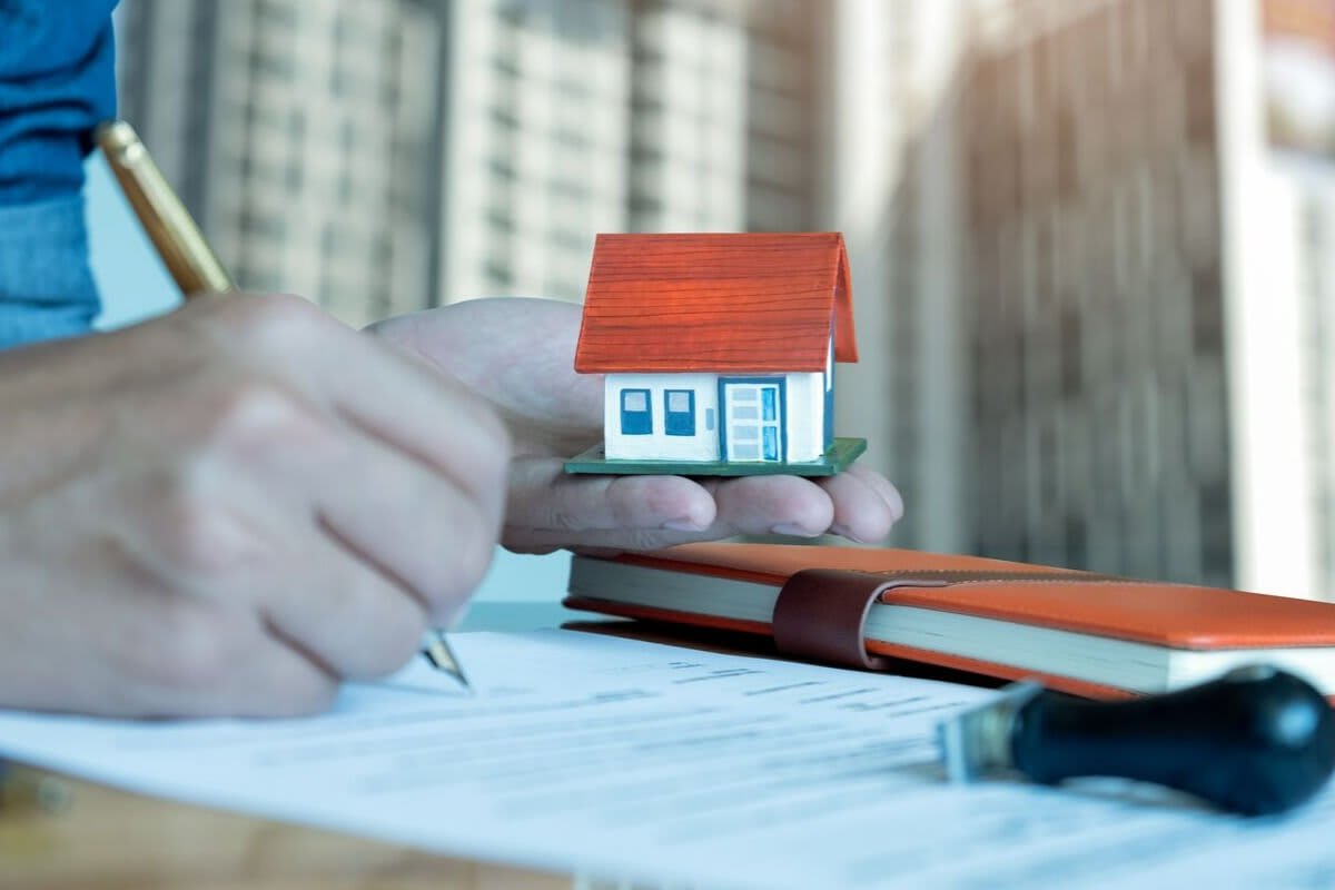 How To Find Hidden Bank Accounts & Assets Nationwide In 2025