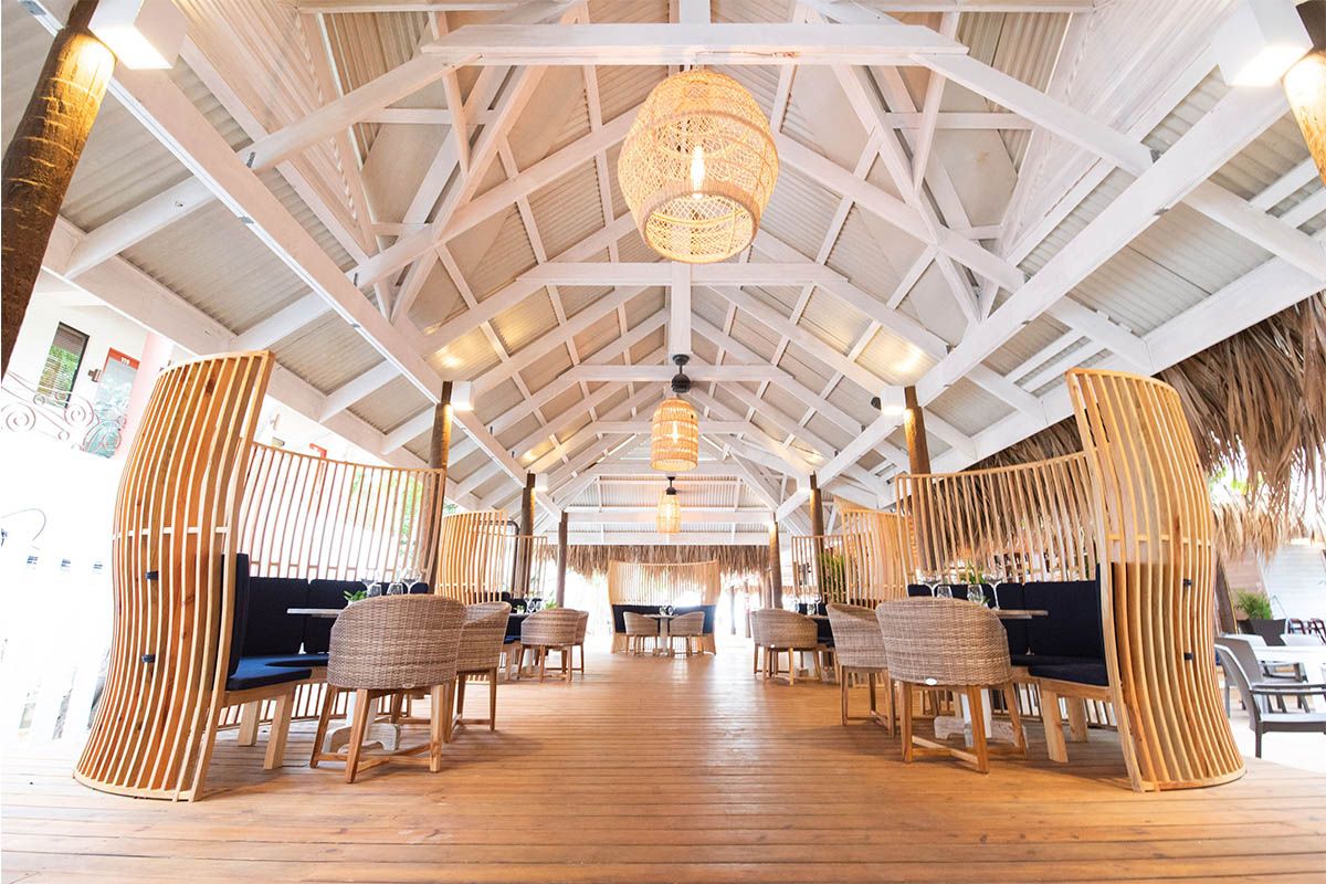 San Simón Beach Club | Roatan Events