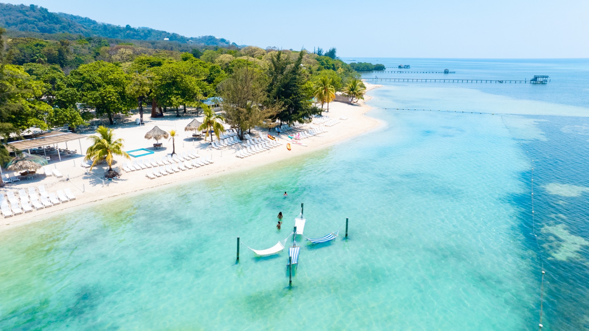 Roatan Excursions | All-Inclusive Beach Bliss at Sol y Mar Beach Club