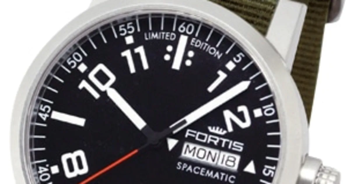 Fortis: Limitierte Weltraumuhr | WatchTime