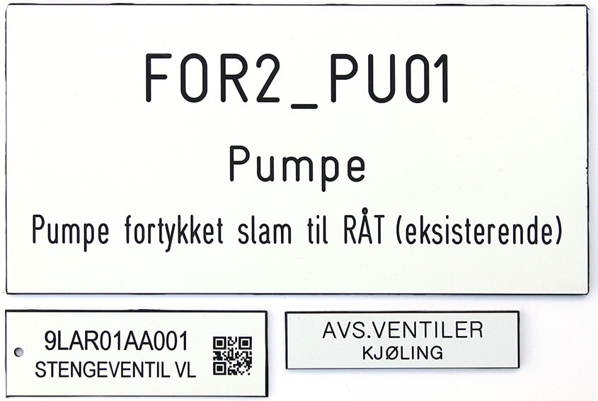 Dypgraverte skilt | Flo-Code