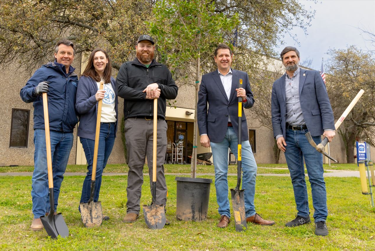 Deep Eddy Vodka Sponsors “Certified Scenic City” Designation for City ...