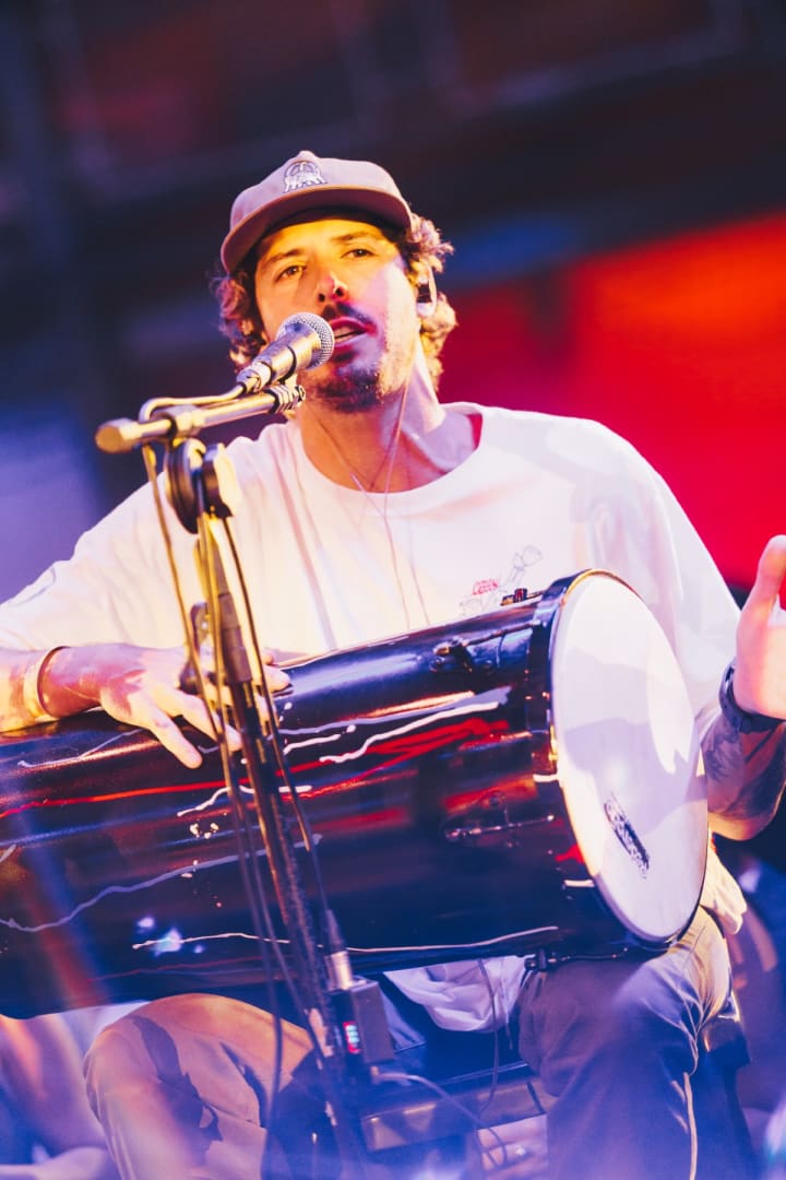 Samba da Rosa - Galeria abril