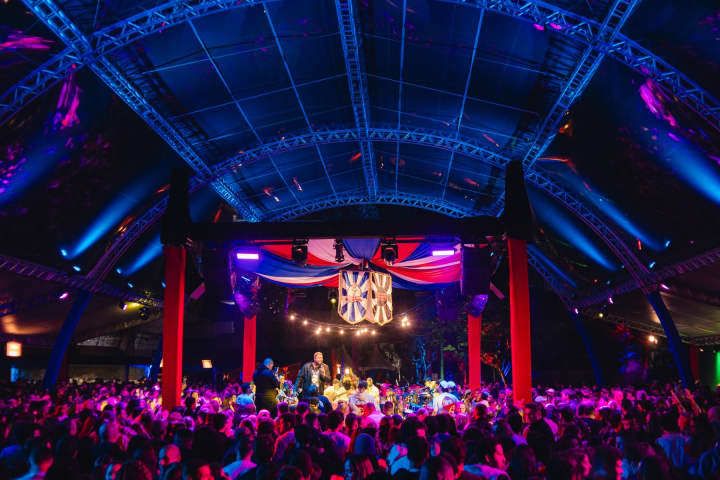 Samba da Rosa - Galeria agosto