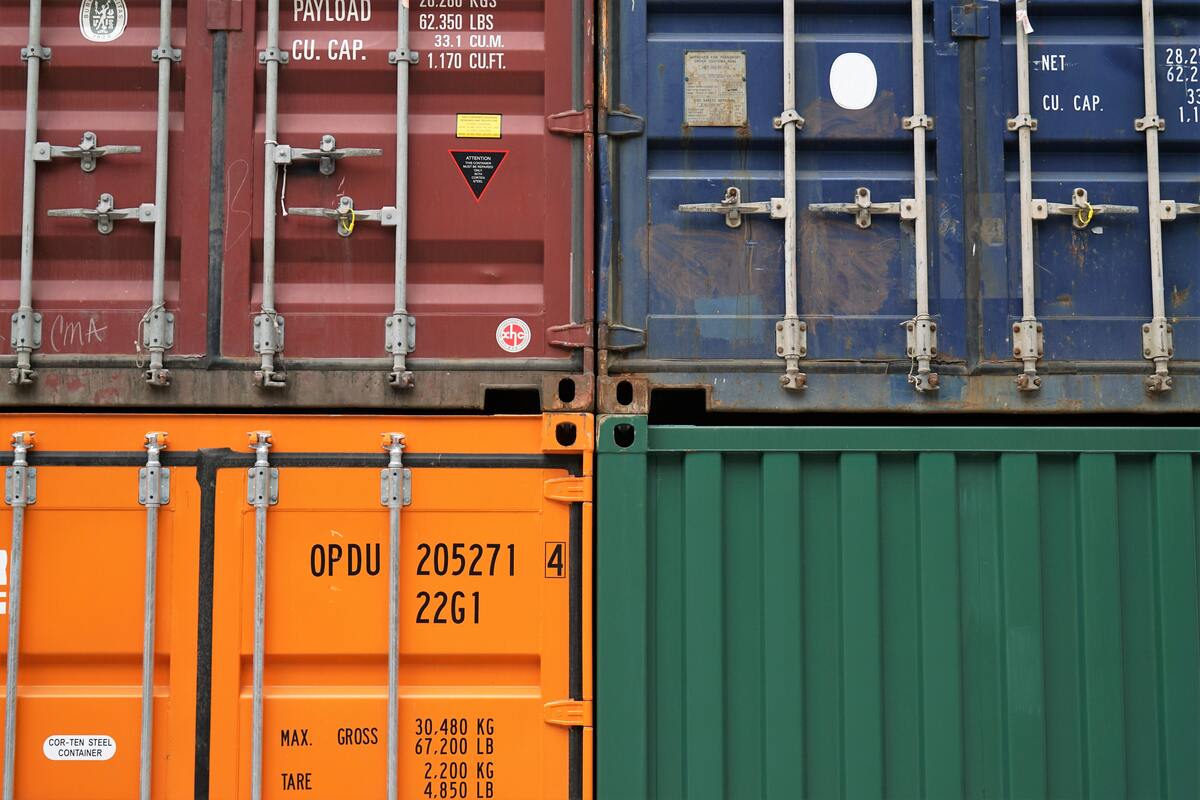 What Is Container Stuffing and Container Stripping? - Straight Forwarding