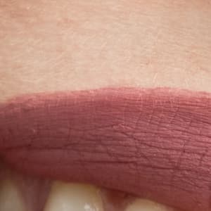 grit one's teeth: Idiom Meaning and Origin - The Village Idiom