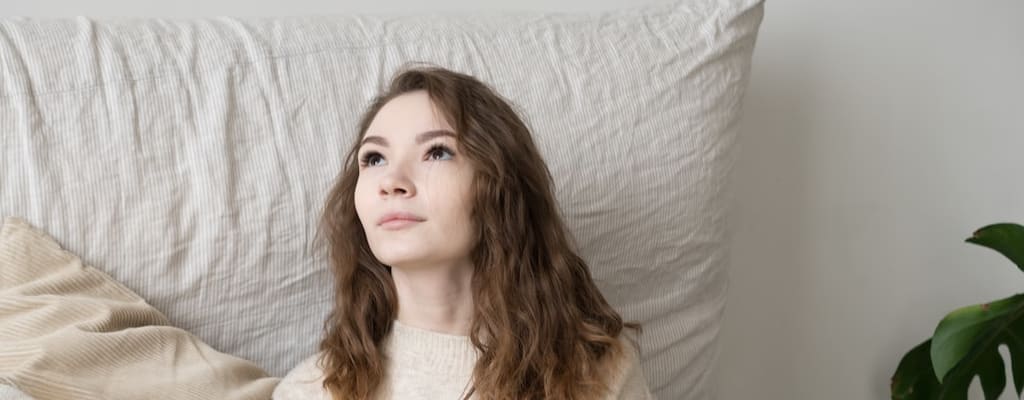 settle in: Idiom Meaning and Origin - The Village Idiom