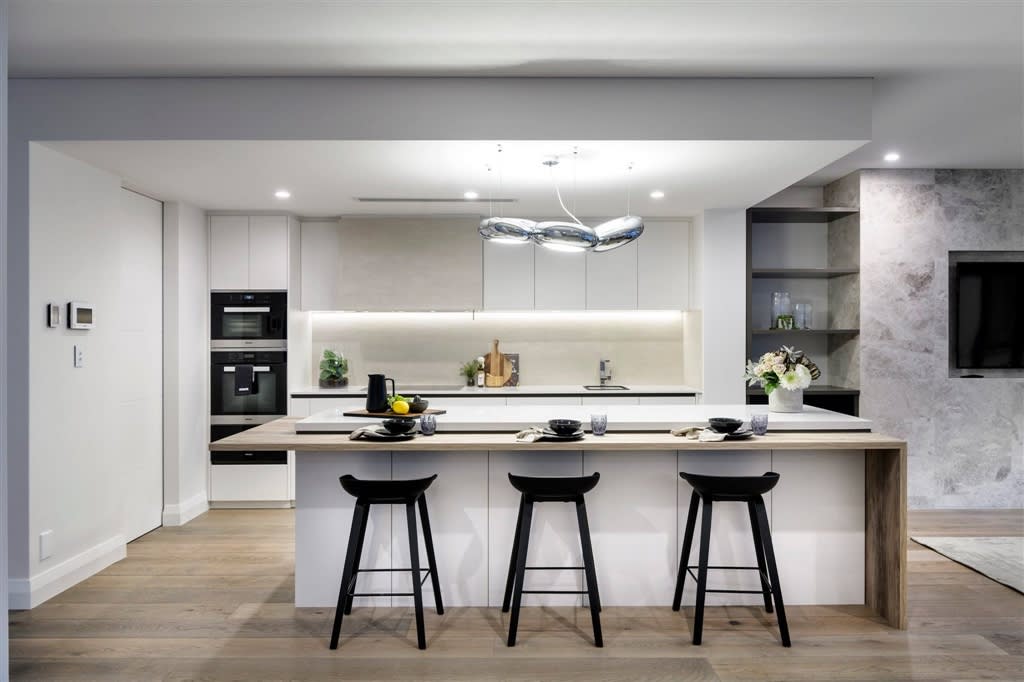 Calacatta Nuvo Kitchen Worktop | Caesarstone | Project Marble