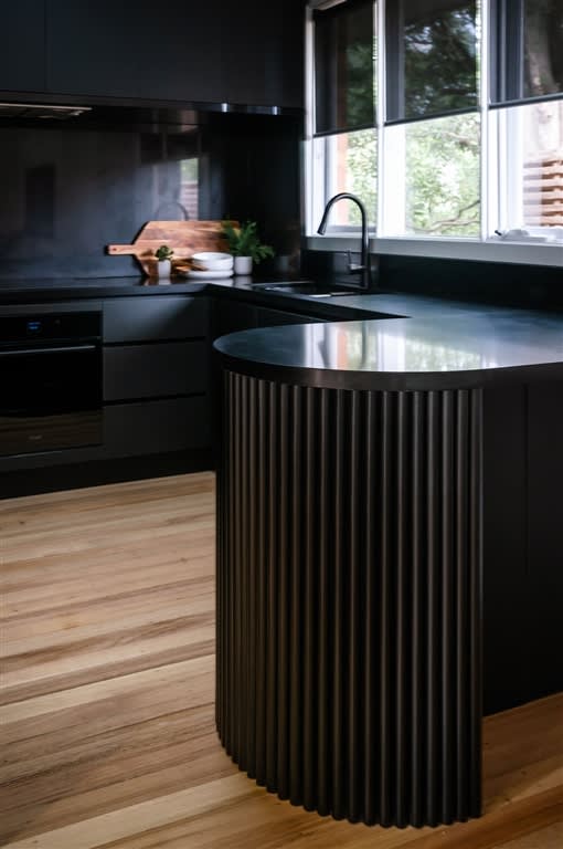 Jet Black Kitchen Worktop | Caesarstone | Project Marble