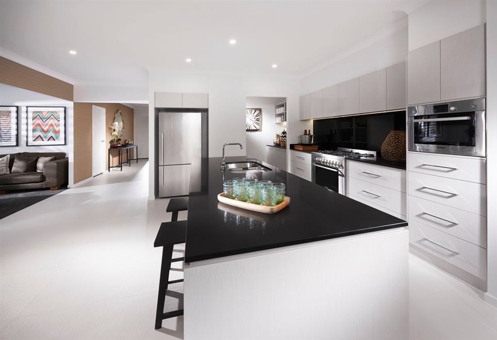 Jet Black Kitchen Worktop | Caesarstone | Project Marble