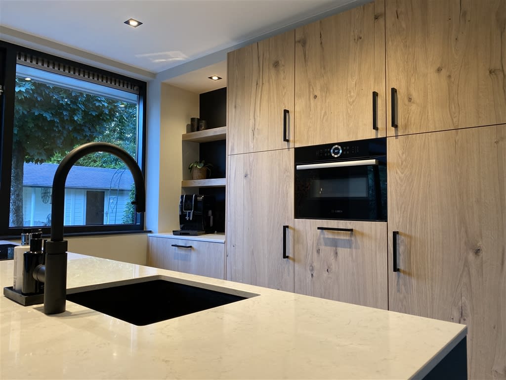 Snowy Ibiza Kitchen Worktop | Silestone | Project Marble
