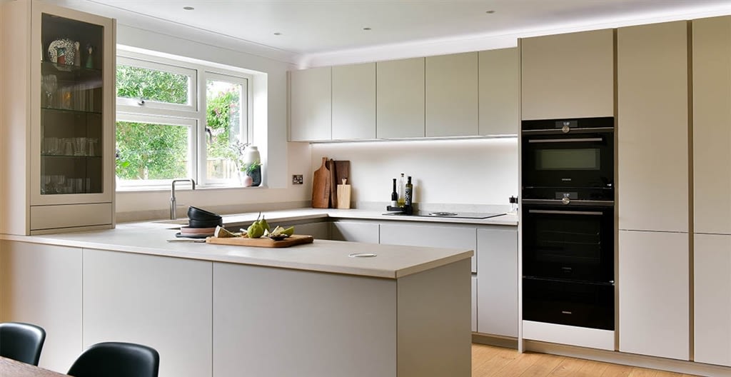 Topus Concrete Kitchen Worktop | Caesarstone | Project Marble
