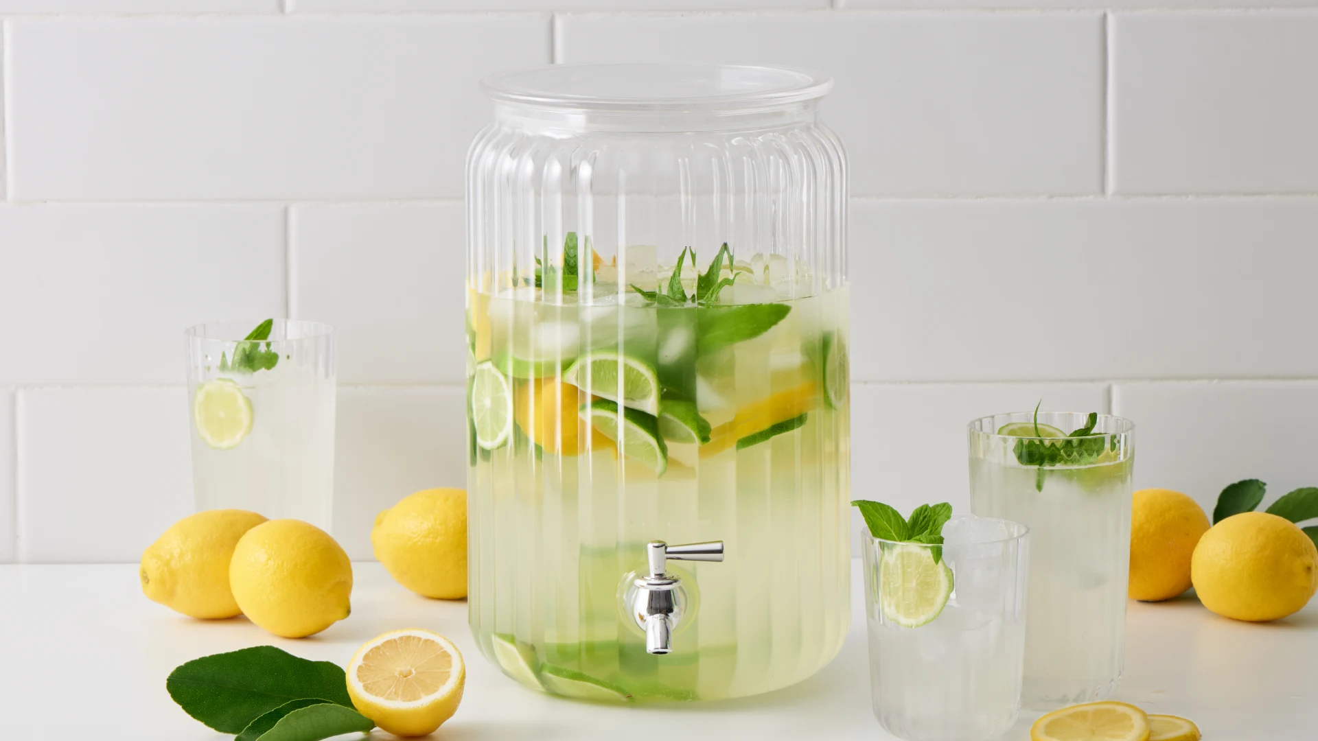 Salisbury & Co Unbreakable: Melamine Glassware - Shop Online