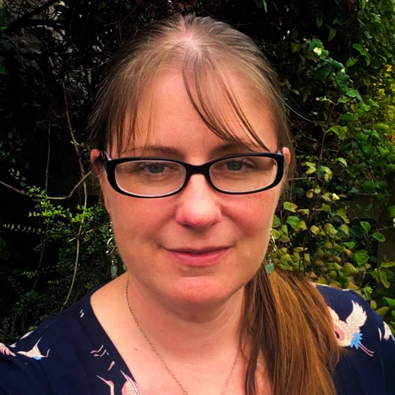 Dr Simone Webber | DIBIZ Digital Business Cards