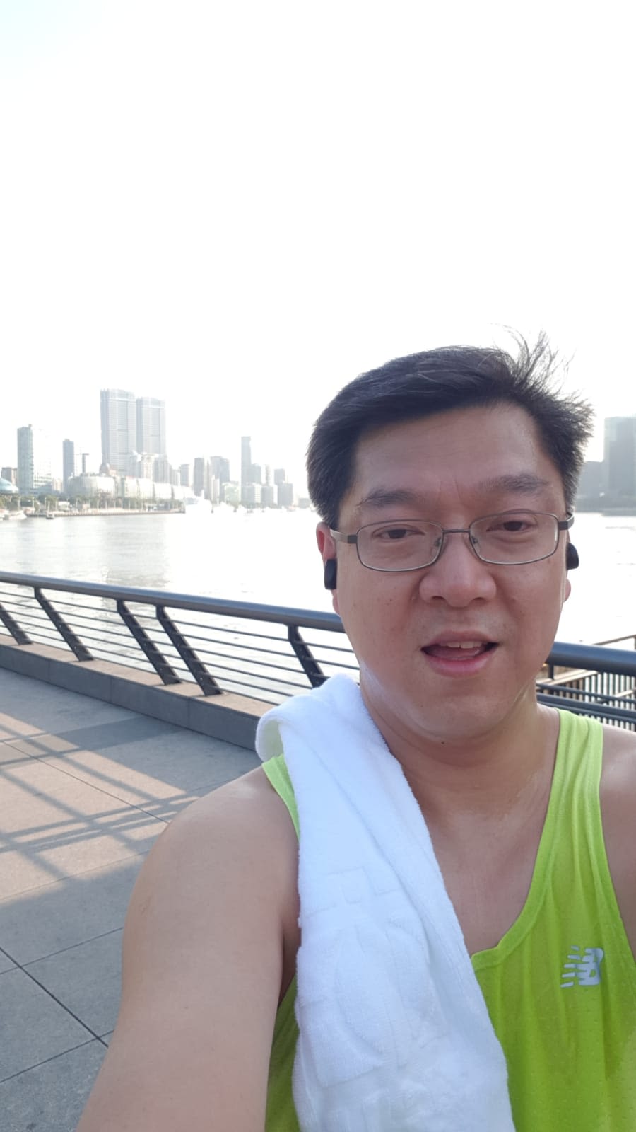 Dan Yock Young runs for St Luke's Hospital