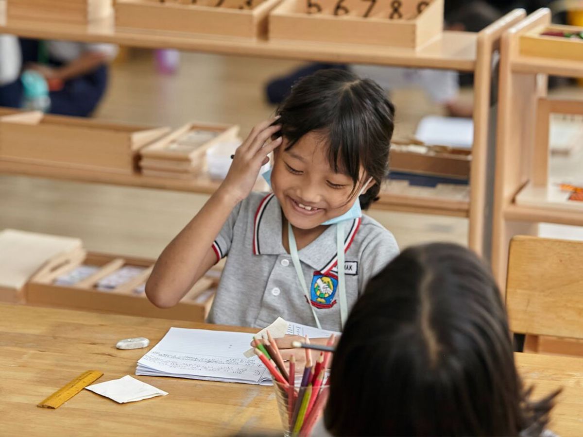 Lend your lovely hands for Dignity for Children Foundation