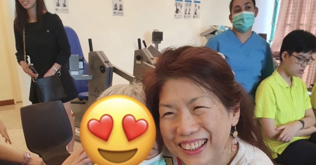 Mrs Singapore Chinatown 2023 Sharon Tan for Metta