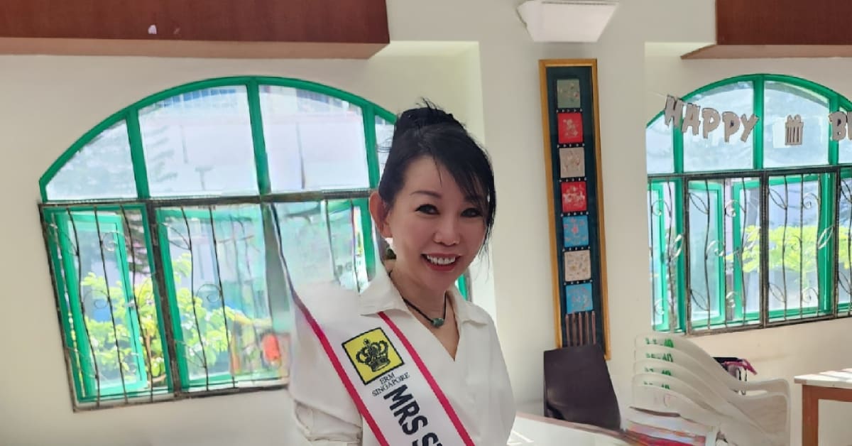 Mrs Singapore Chinatown 2023 Stephanie Yong for METTA