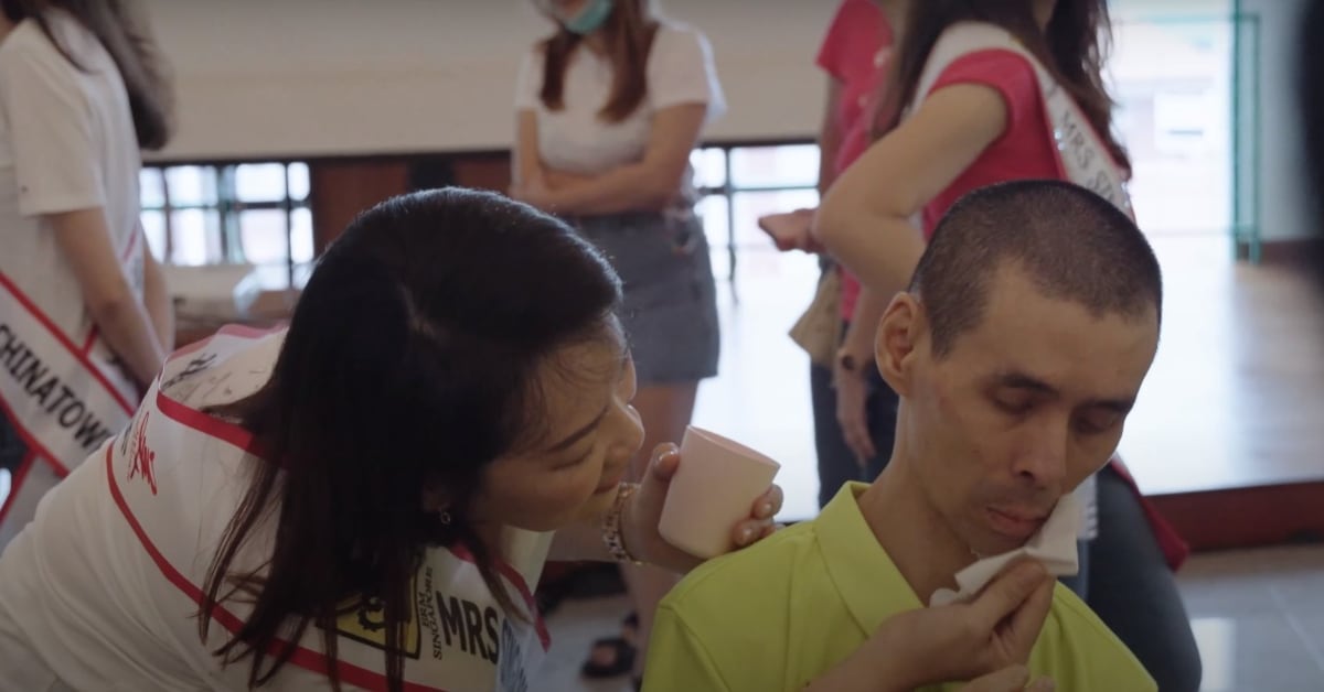 Mrs Singapore Chinatown 2023 Gina Sim for Metta