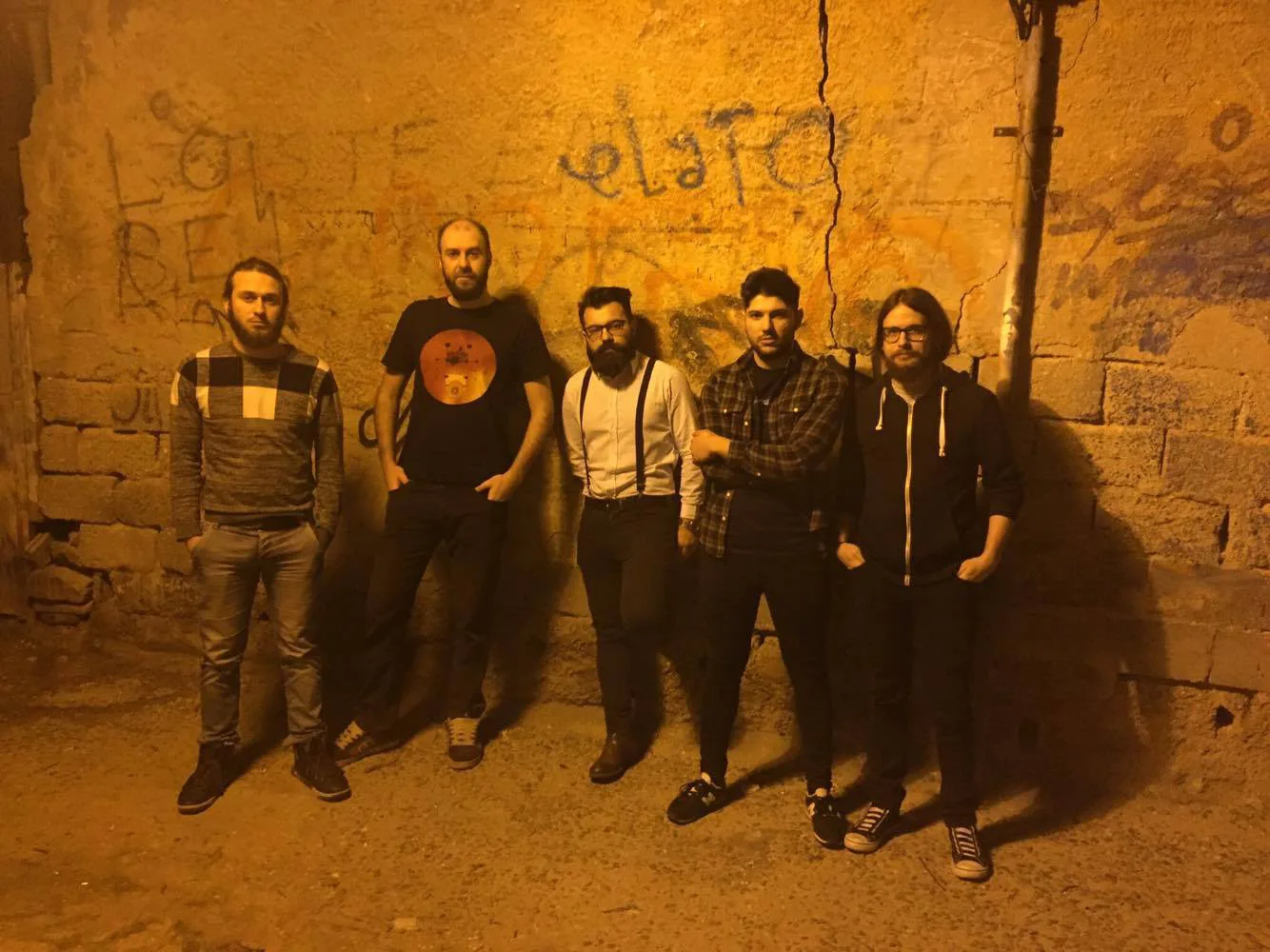 The Official Website of the music band Creshna