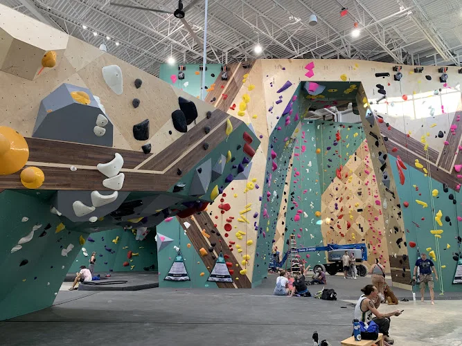 Crux Climbing Center Pflugerville | Pflugerville Climbing...