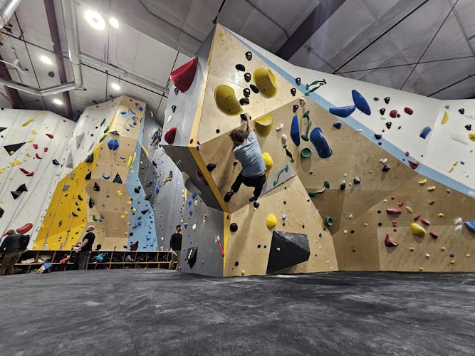 4.7★ Greater Heights Climbing Gym | Fitchburg Climbing Gym
