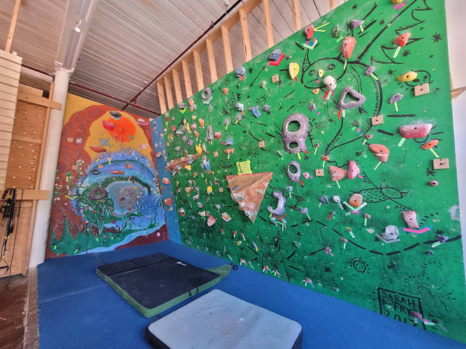 4.8★ BrattCave Bouldering Gym | Brattleboro Climbing Gym