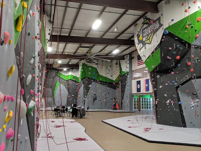 4.7★ Triangle Rock Club - Richmond | Richmond Climbing Gym