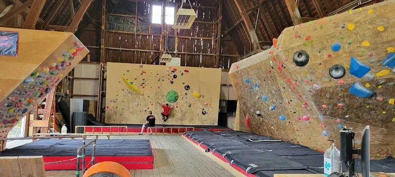 4.7★ Red Barn Climbing Gym | Rochester Climbing Gym