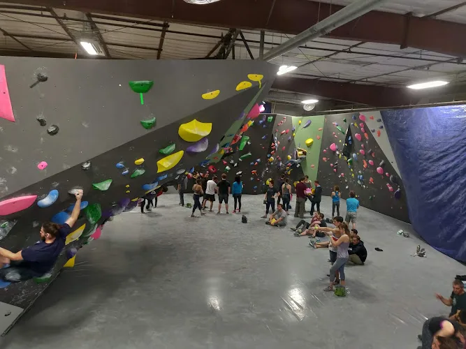 4.7★ Black Rock Bouldering Gym | Phoenix Climbing Gym