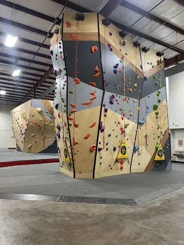 4.5★ The Crag Franklin | Franklin Climbing Gym