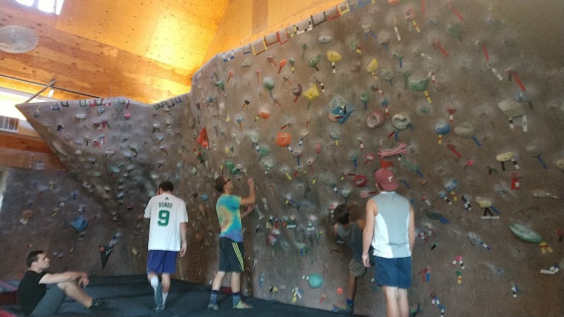 4.5★ Maine Bound Adventure Center | Orono Climbing Gym