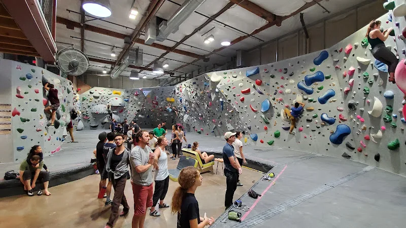 Mesa Rim Climbing Center (Mission Valley) | San Diego Cli...
