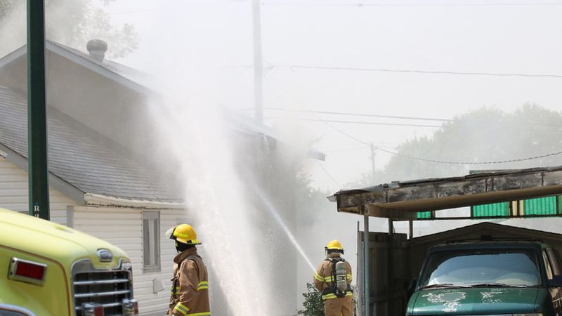 Crews respond to house fire in Redcliff | CHAT News Today