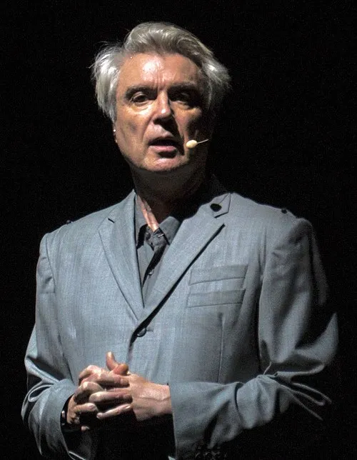 David Byrne: Biografía del Líder de Talking Heads | dayhist David Byrne: Biografía del Líder de Talking Heads | dayhist
