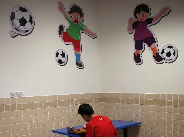 A Hard Landing for Chinese "Parachute Kids"? | Council on Foreign Relations