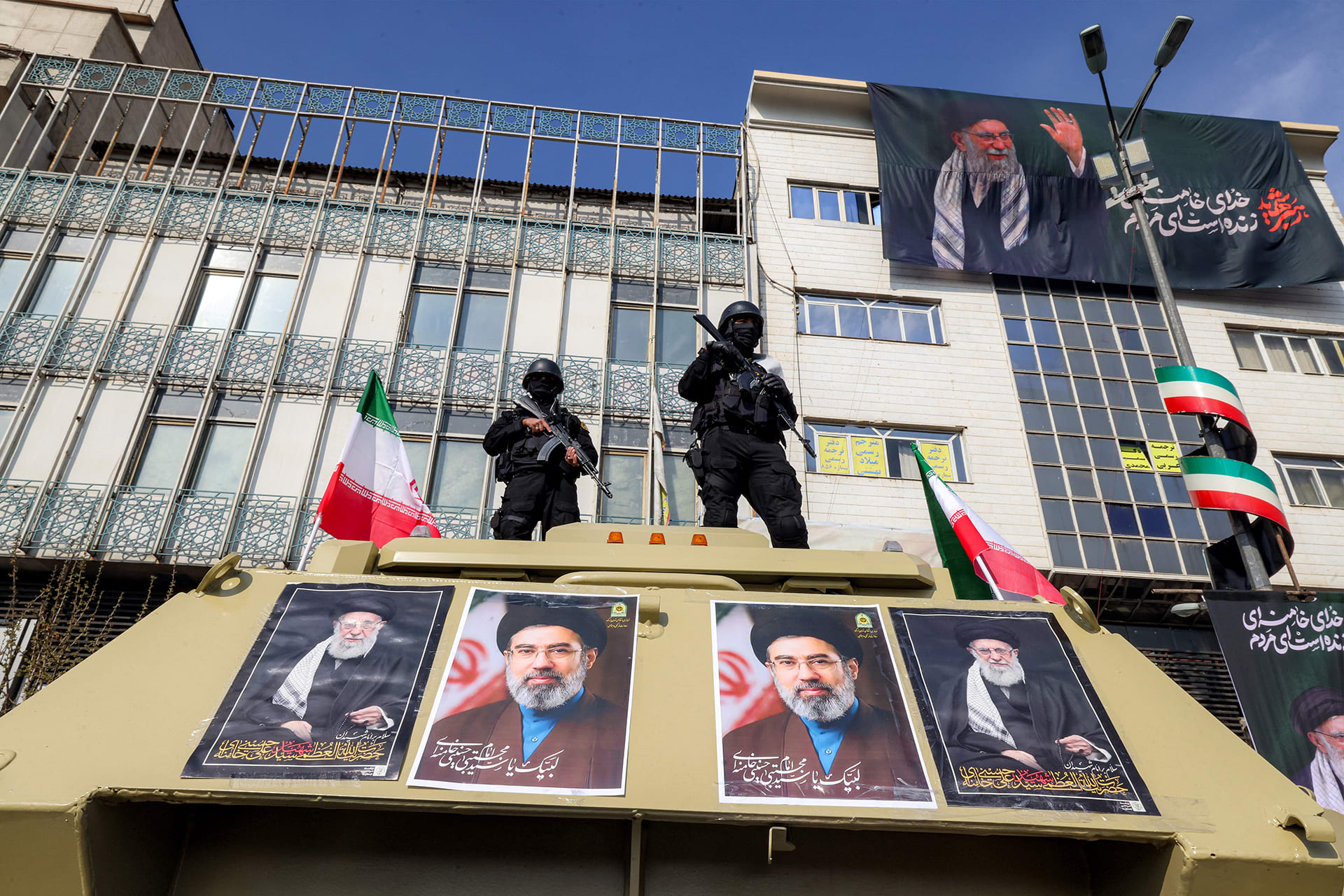 Trump Should Aim to Neutralize the Iran Regime, Not Destroy It ...