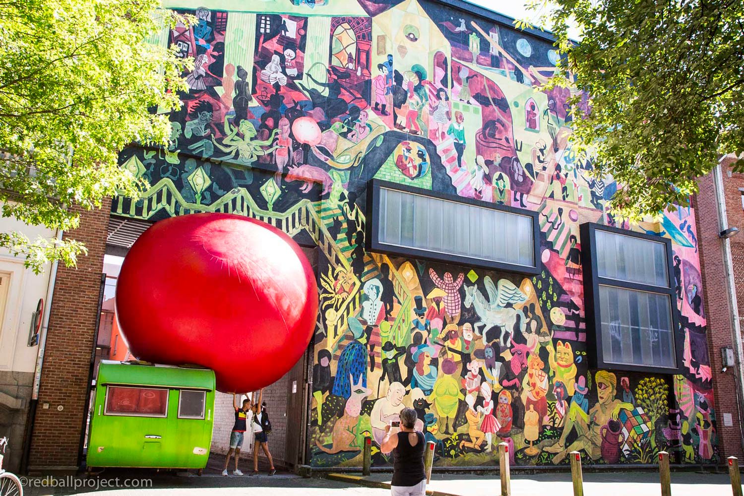 Antwerp | RedBall Project