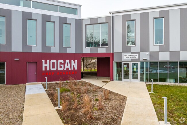 Hogan Prep Academy - Inspiring Excellence 5th through 12th Grade