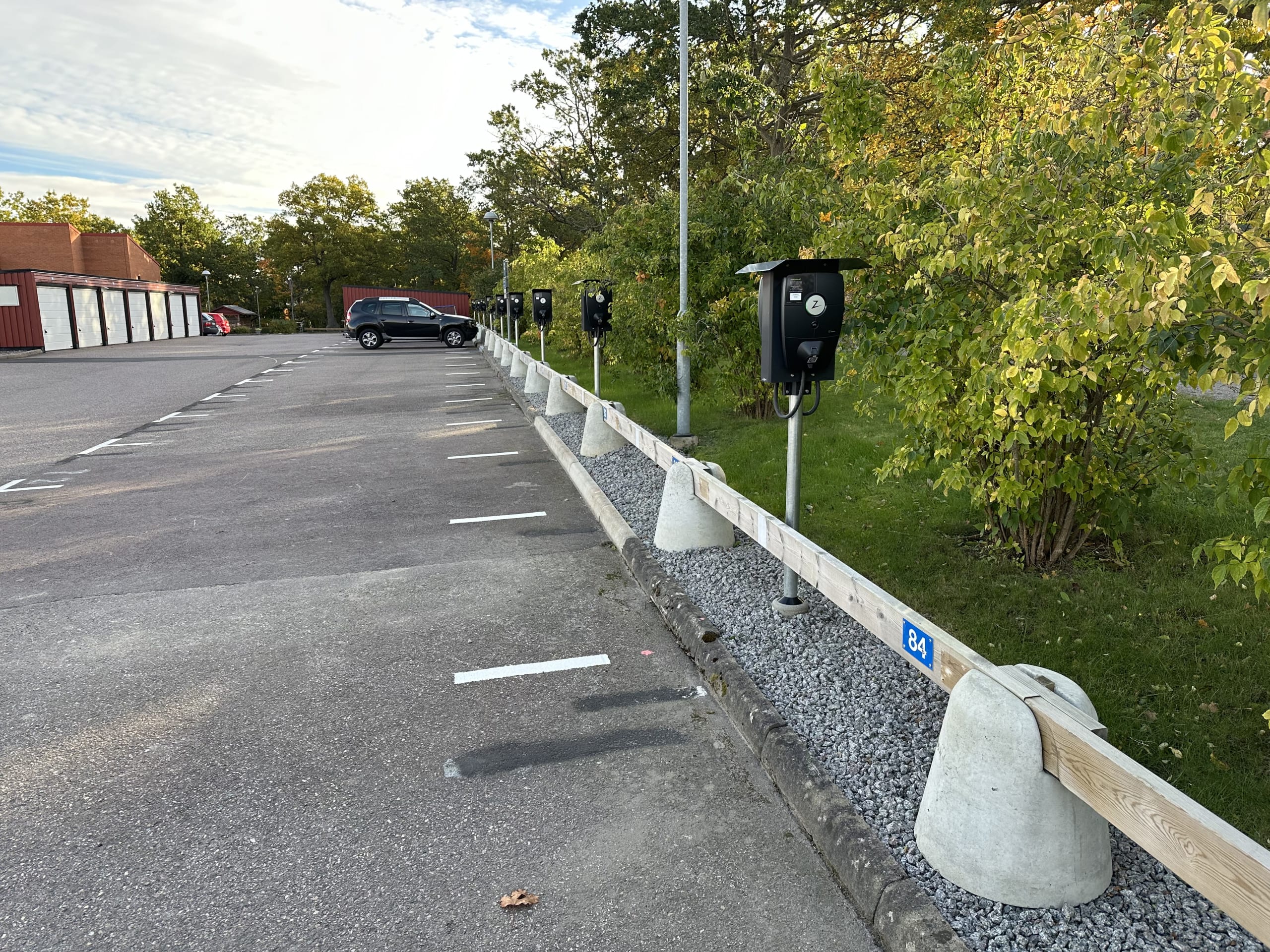 HSB Brf Jätten gick igång på bekymmersfri elbilsladdning - ChargeNode