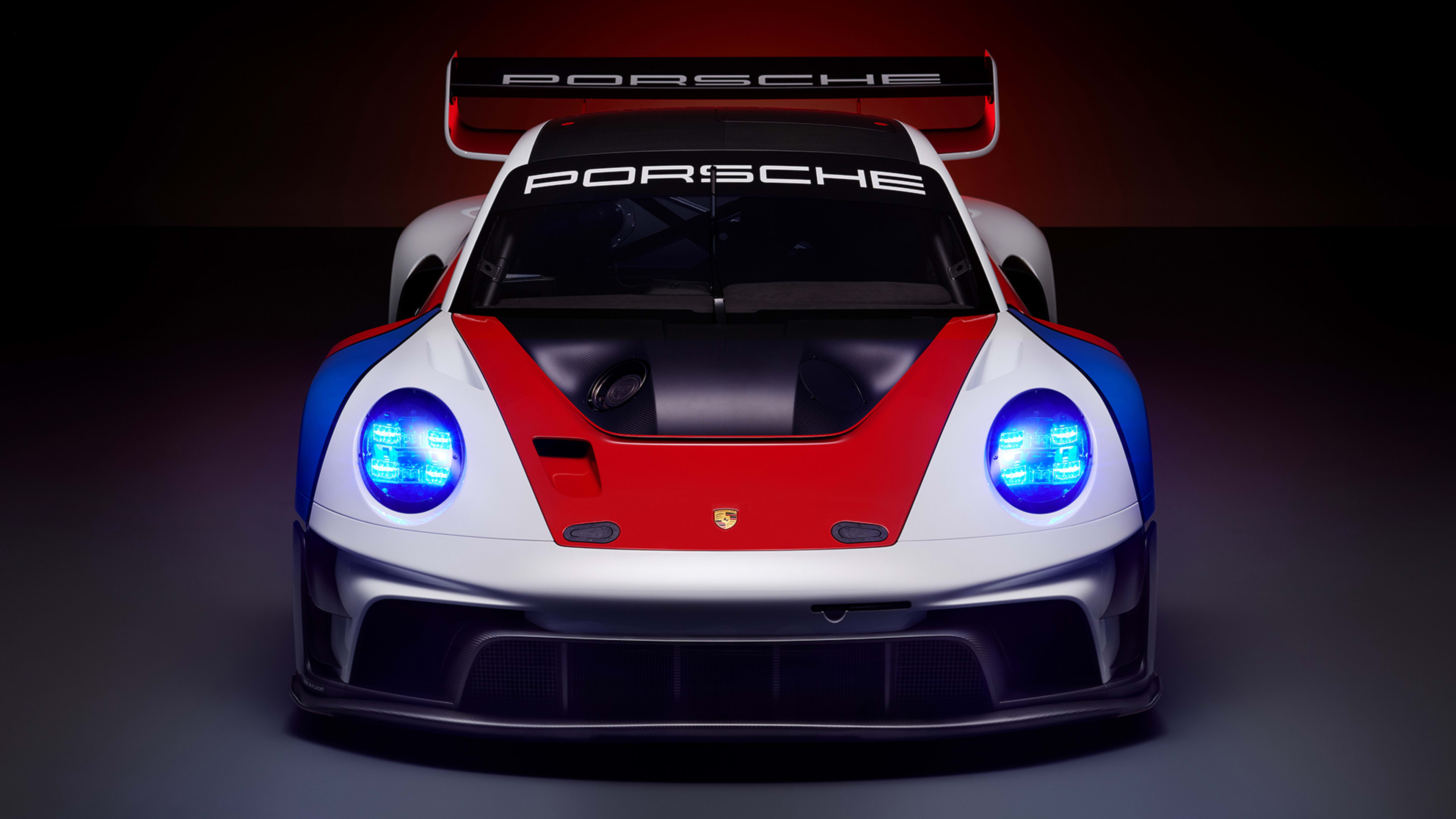 The 911 GT3 R rennsport.